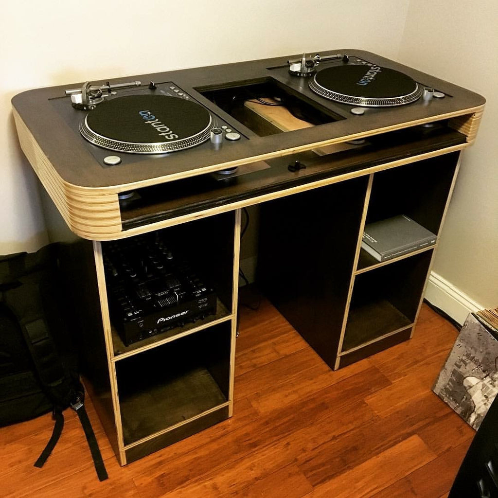 Custom DJ Table // DJ Desk // Producer Desk // – Pane Perso Woodcrafts